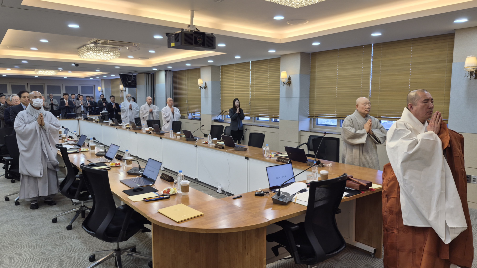 동국대 신임 ‘감사’에 재안스님 선임